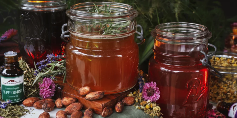 10 Easy & Natural Ways to Wash Hair Without Shampoo